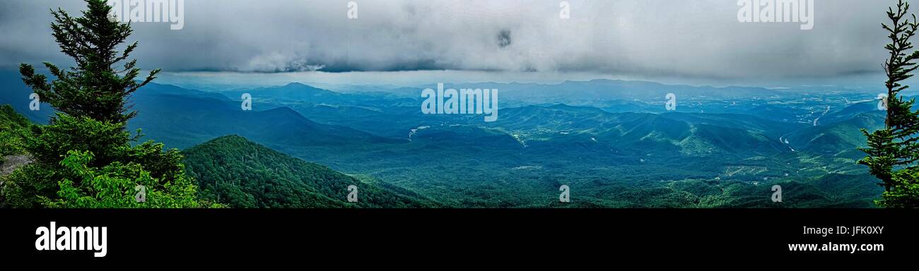 scenes along appalachian trail in great smoky mountains Stock Photo - Alamy