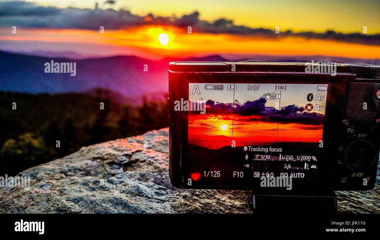 Camera click sunset hi-res stock photography and images - Alamy
