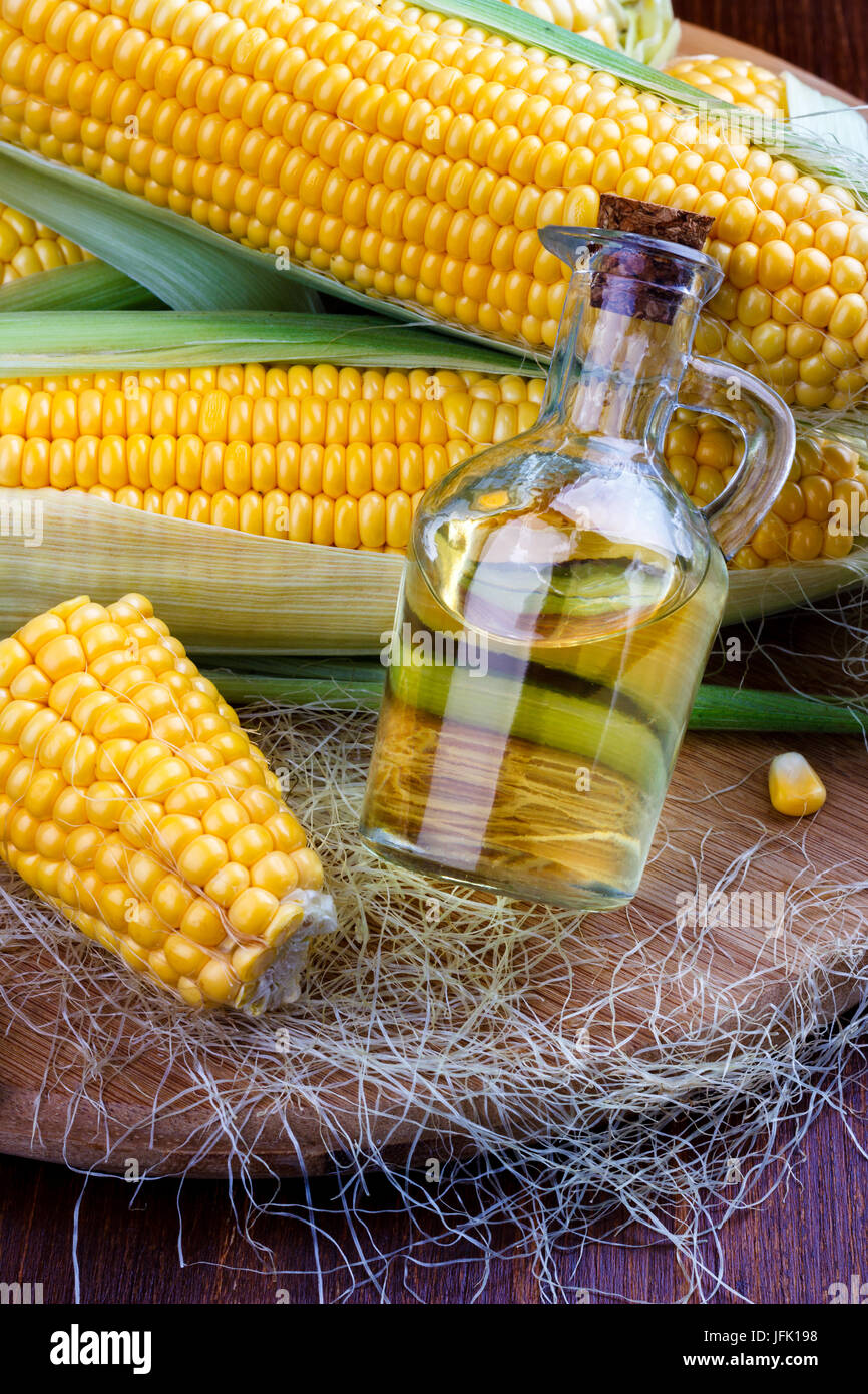 Corn oil bottle hi-res stock photography and images - Alamy
