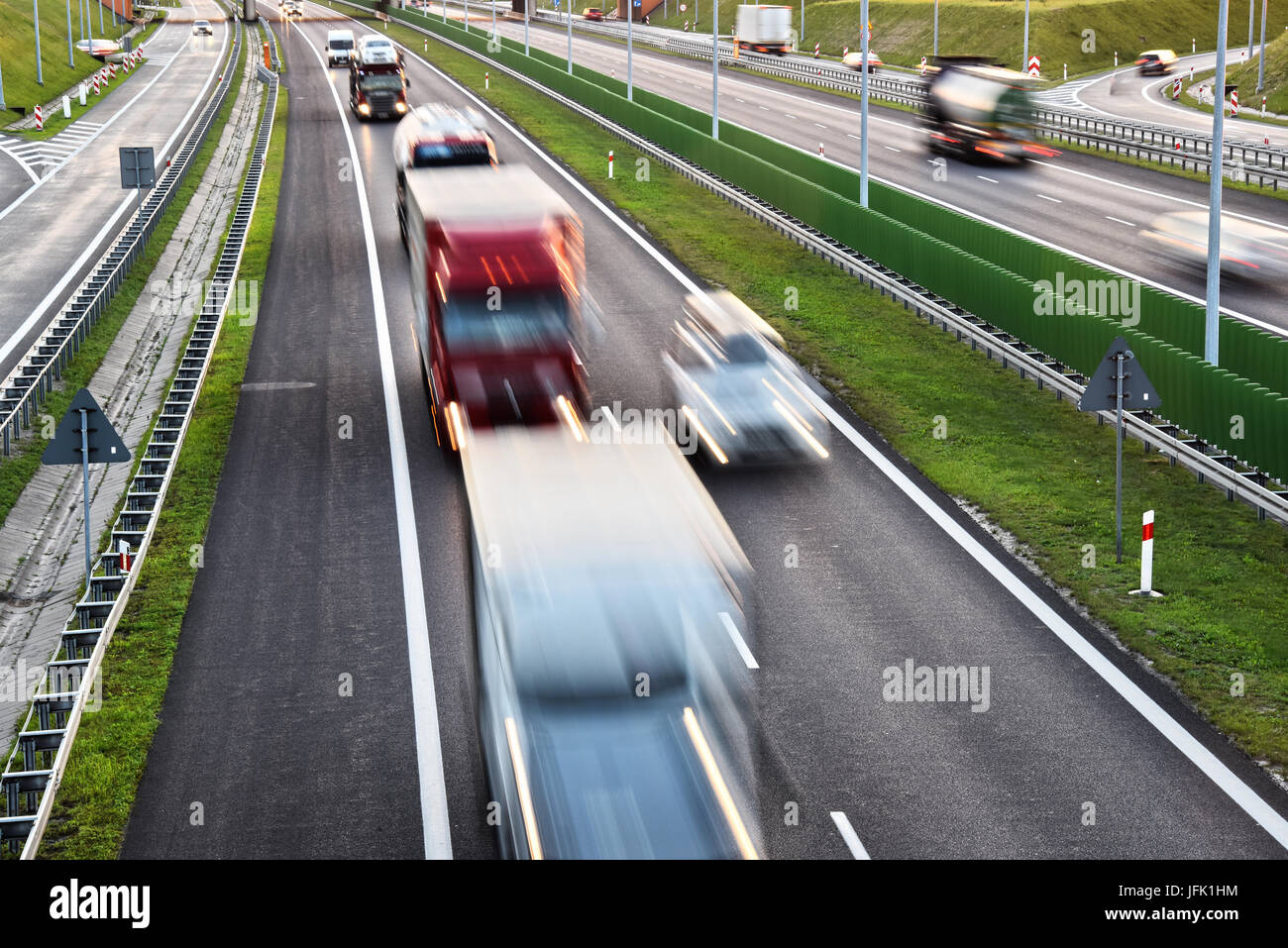 Four lane controlled access hi-res stock photography and images - Alamy