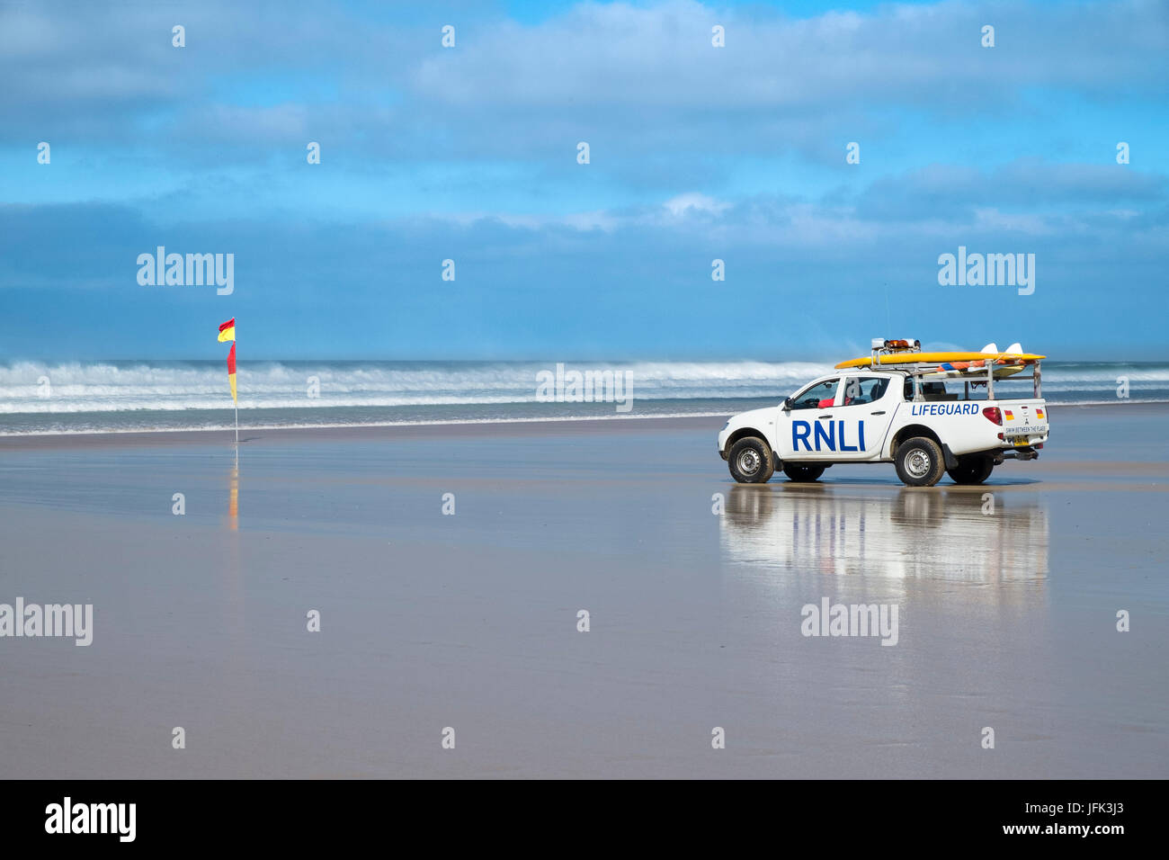Rnli lifeguard patrol beach hi-res stock photography and images - Alamy