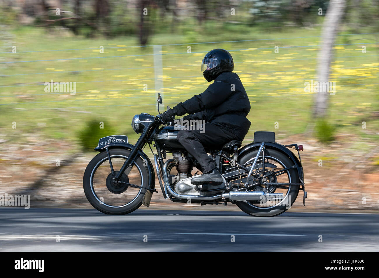 Twin triumph hi-res stock photography and images - Alamy