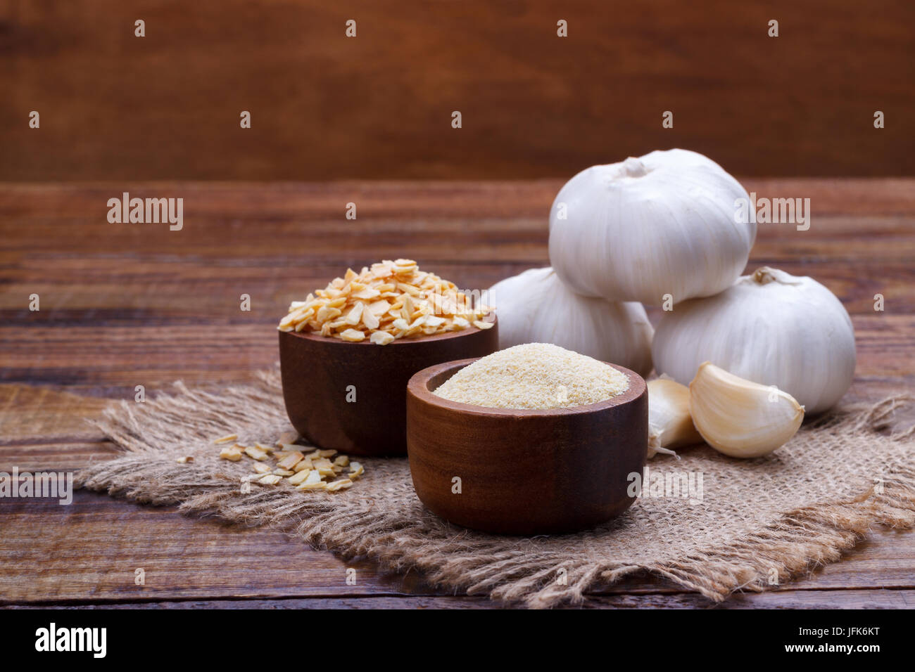 Dry garlic flakes Stock Photo - Alamy