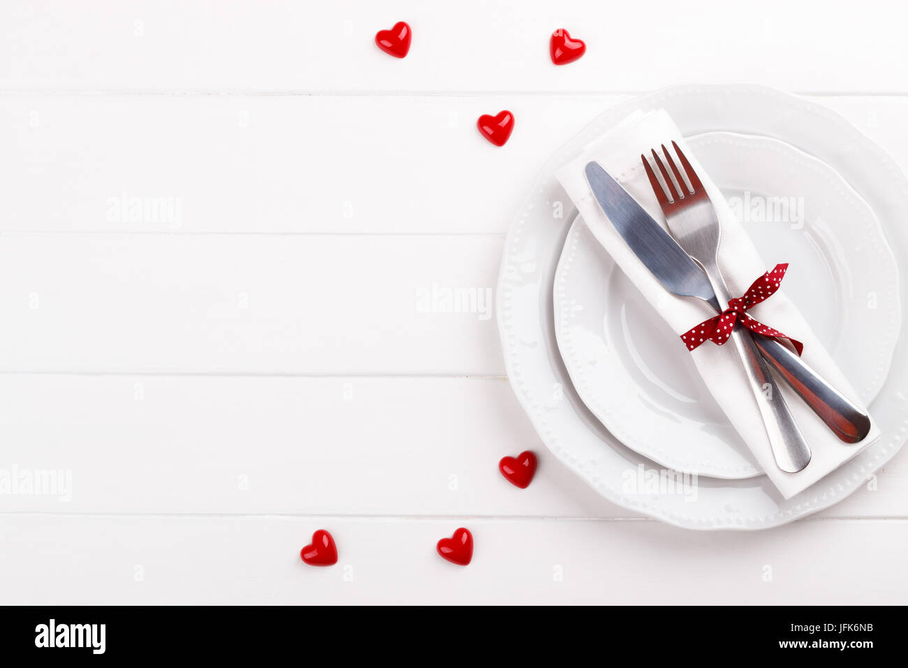 Romantic table setting Stock Photo - Alamy