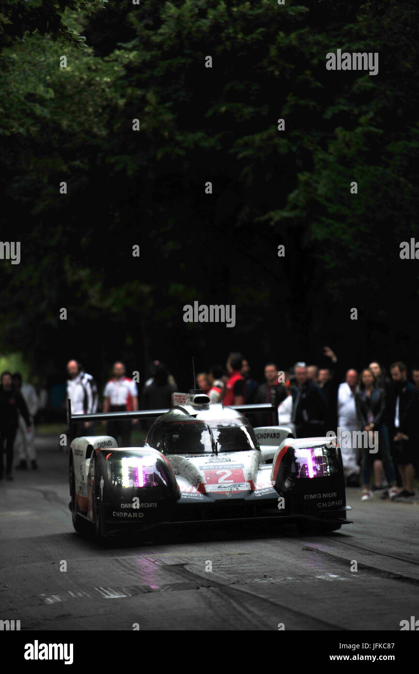 Porsche le mans lmp1 hi-res stock photography and images - Alamy