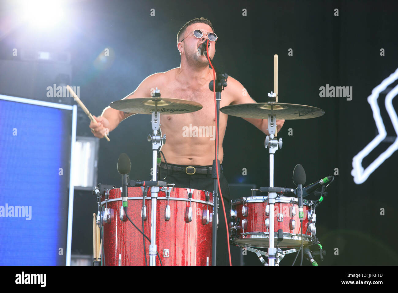 Isaac holman hi-res stock photography and images - Alamy