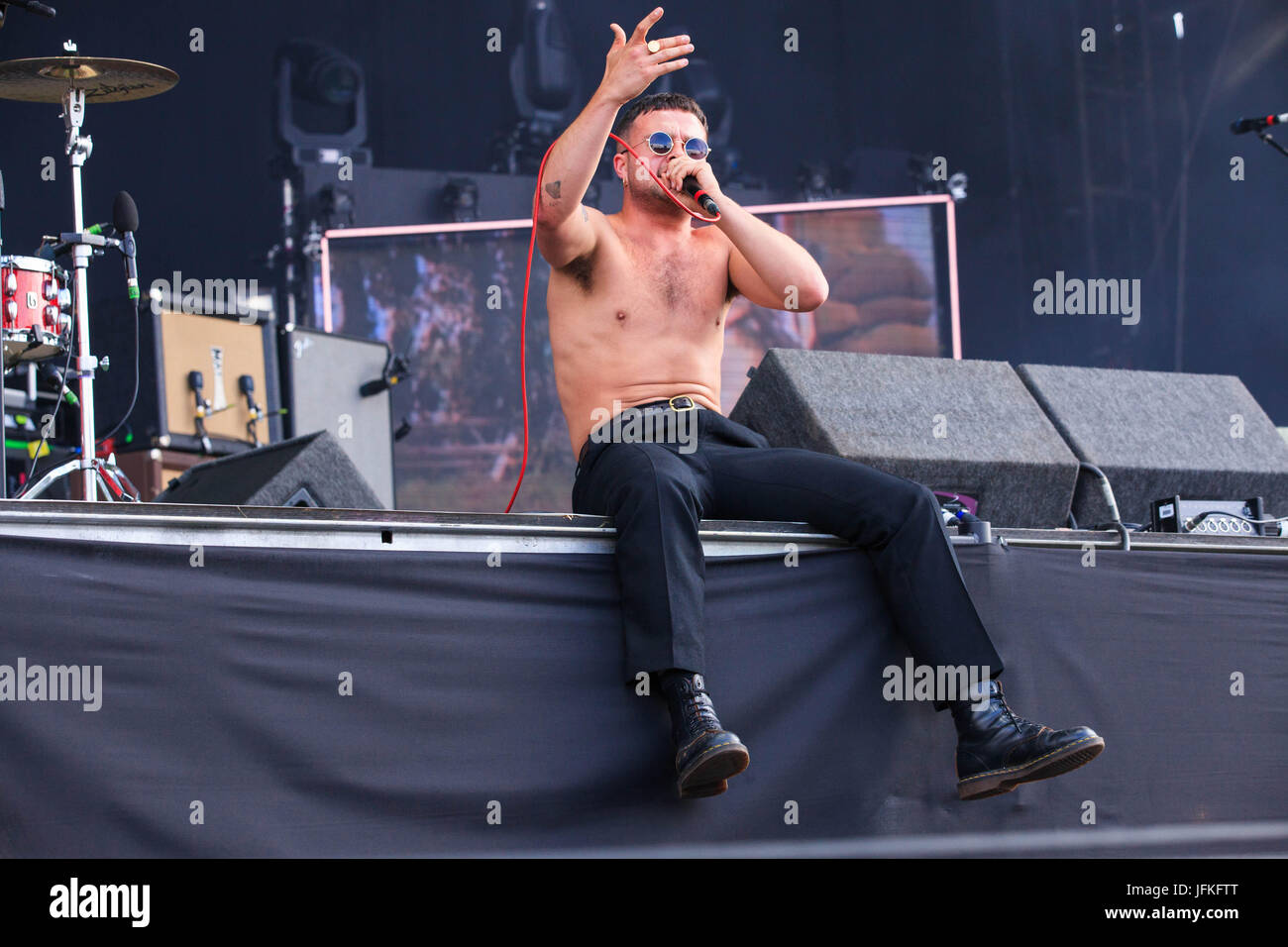 Isaac holman hi-res stock photography and images - Alamy