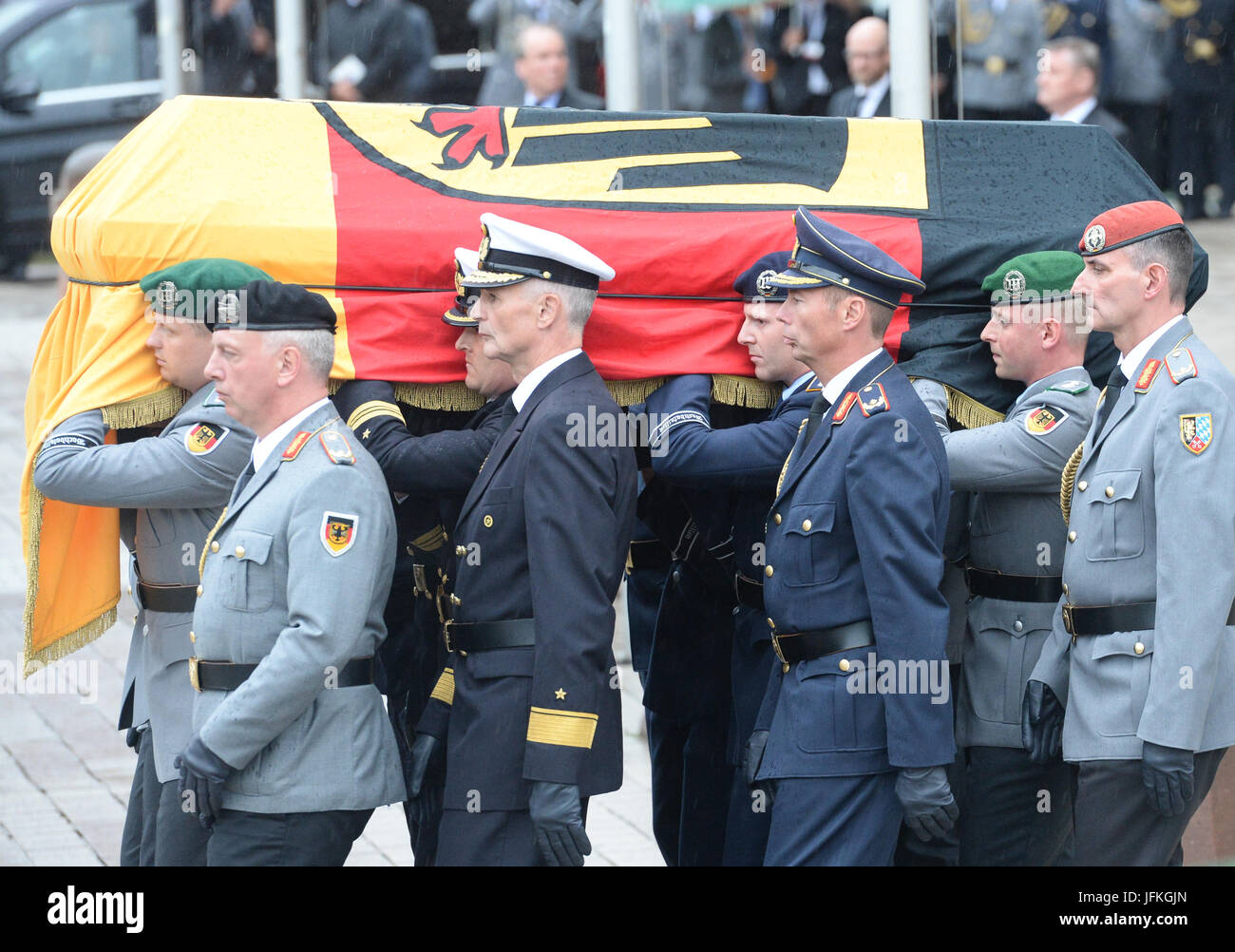 Speyer, Germany. 1st July, 2017. The coffin containing the remains of ...