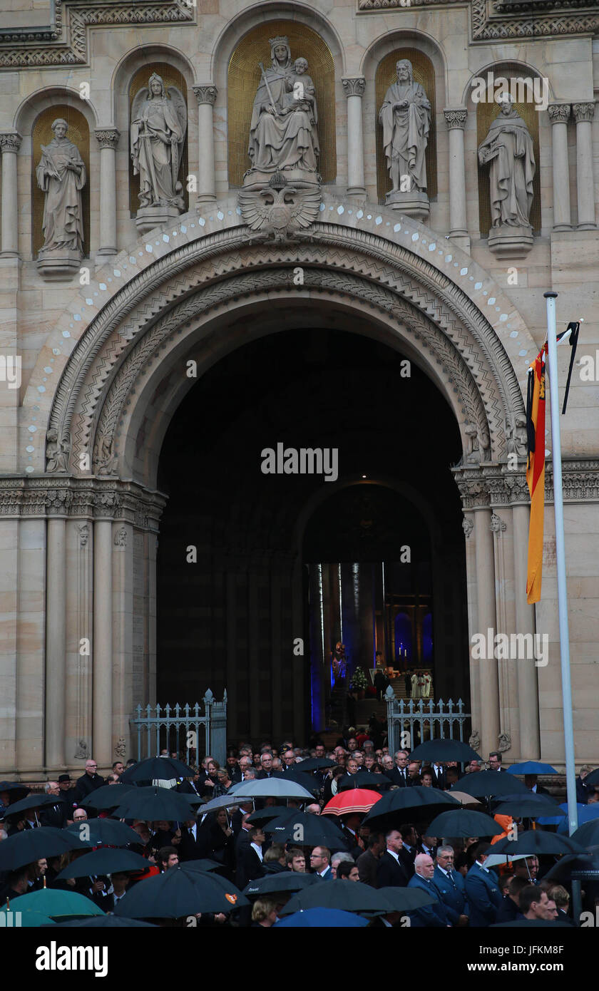 Speyer, Germany. 1st July, 2017. People attend a requiem mass for late ...