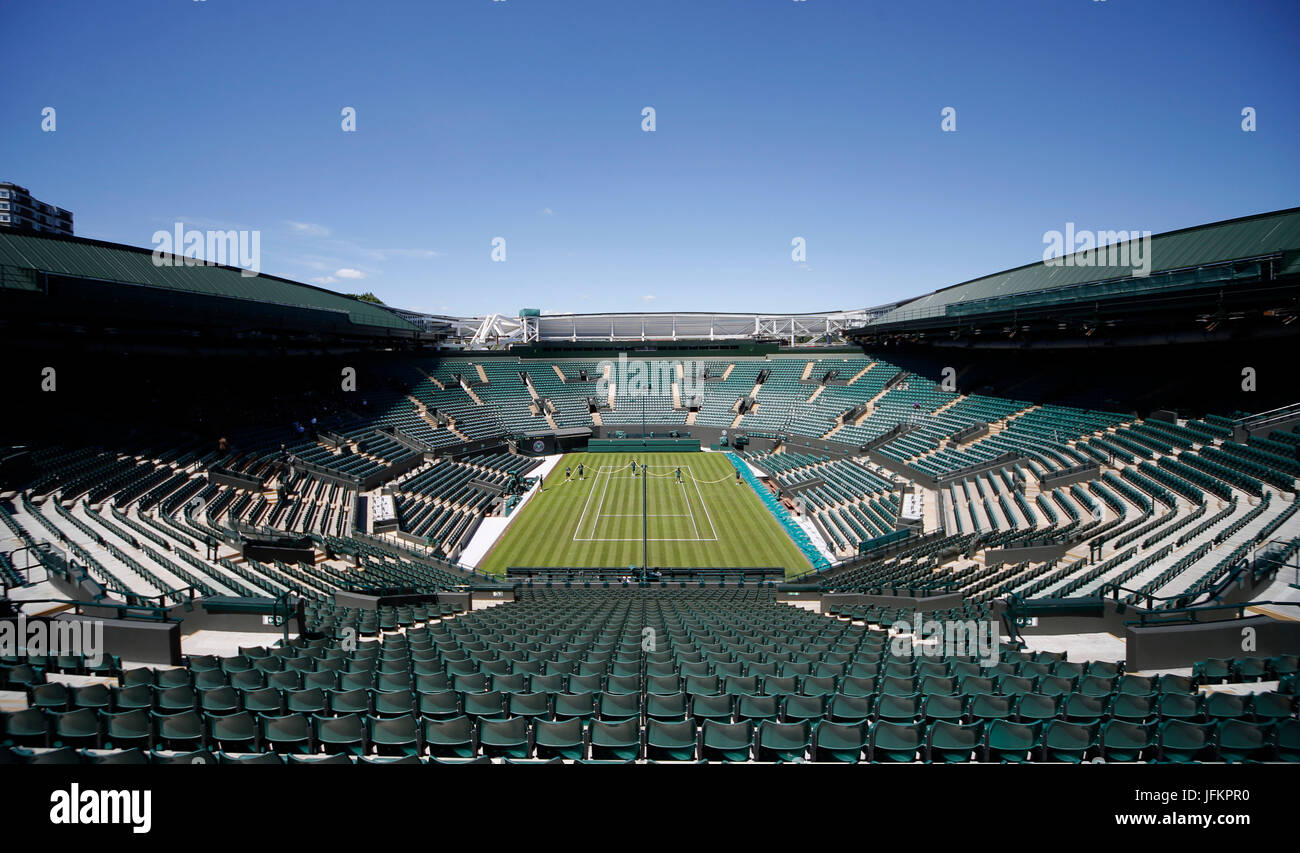 1 court at wimbledon hi-res stock photography and images - Alamy