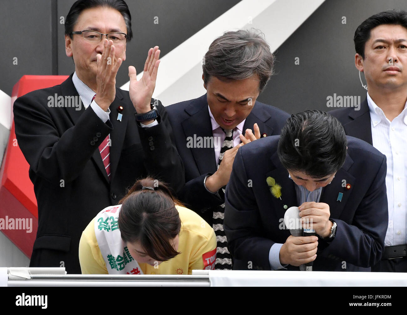 Tokyo, Japan. 1st July, 2017. Japans Prime Minister Shinzo Abe takes to ...