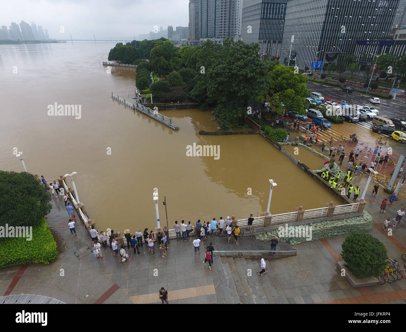 Changsha, China's Hunan Province, China. 2nd July, 2017. Citizens are ...