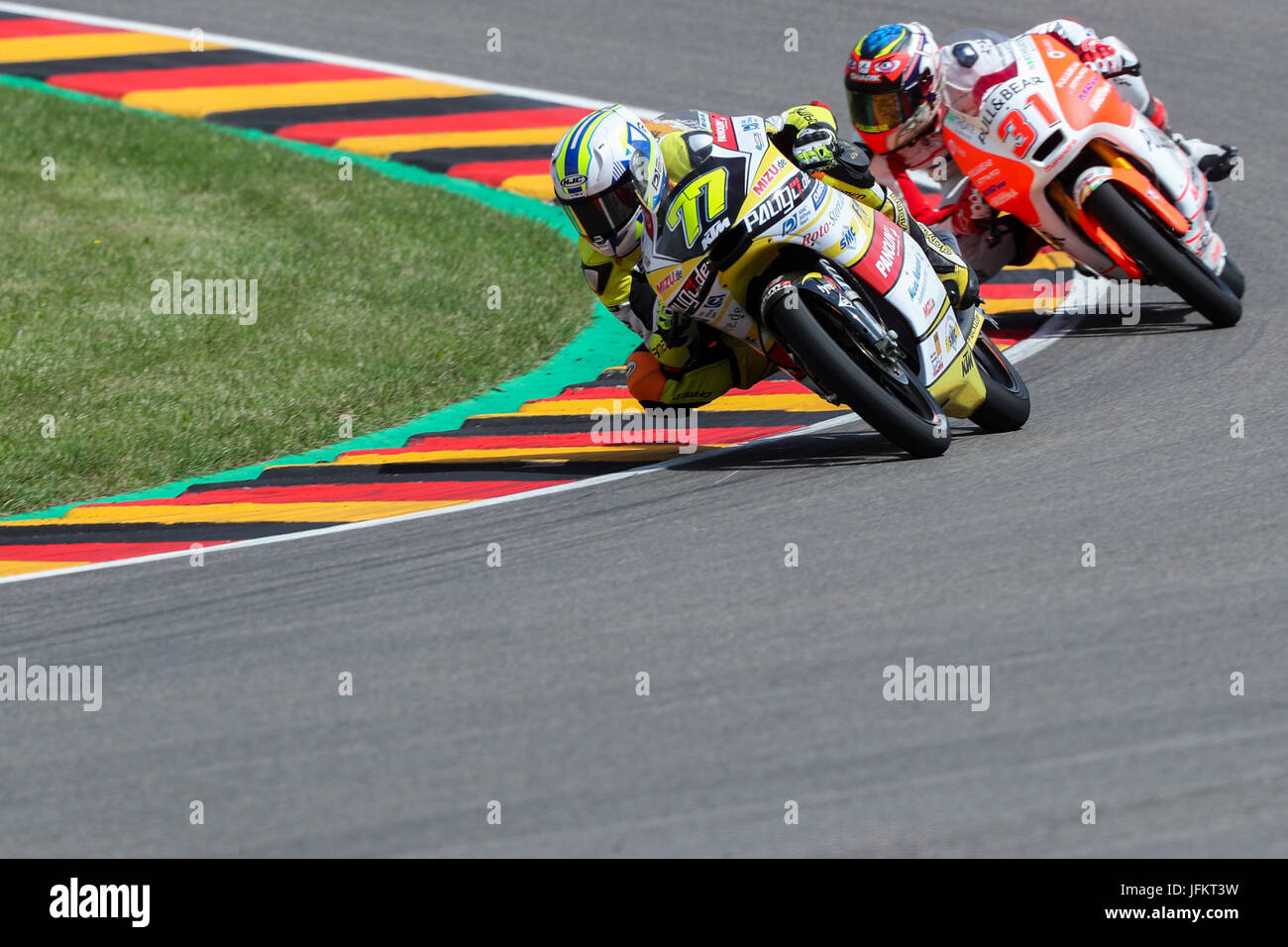 Mahindra Moto 3 Engines