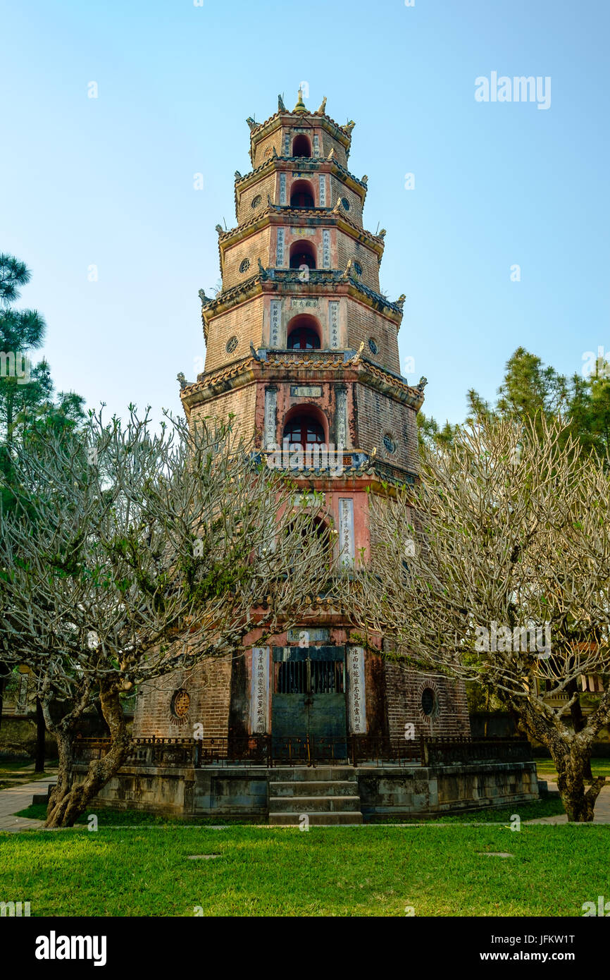 Thien Mu Pagoda Stock Photo - Alamy