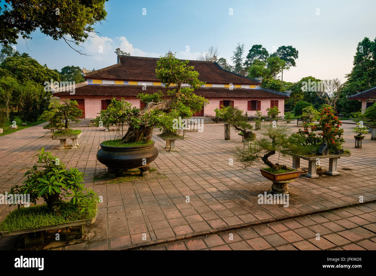 Tu doc mausoleum hi-res stock photography and images - Alamy