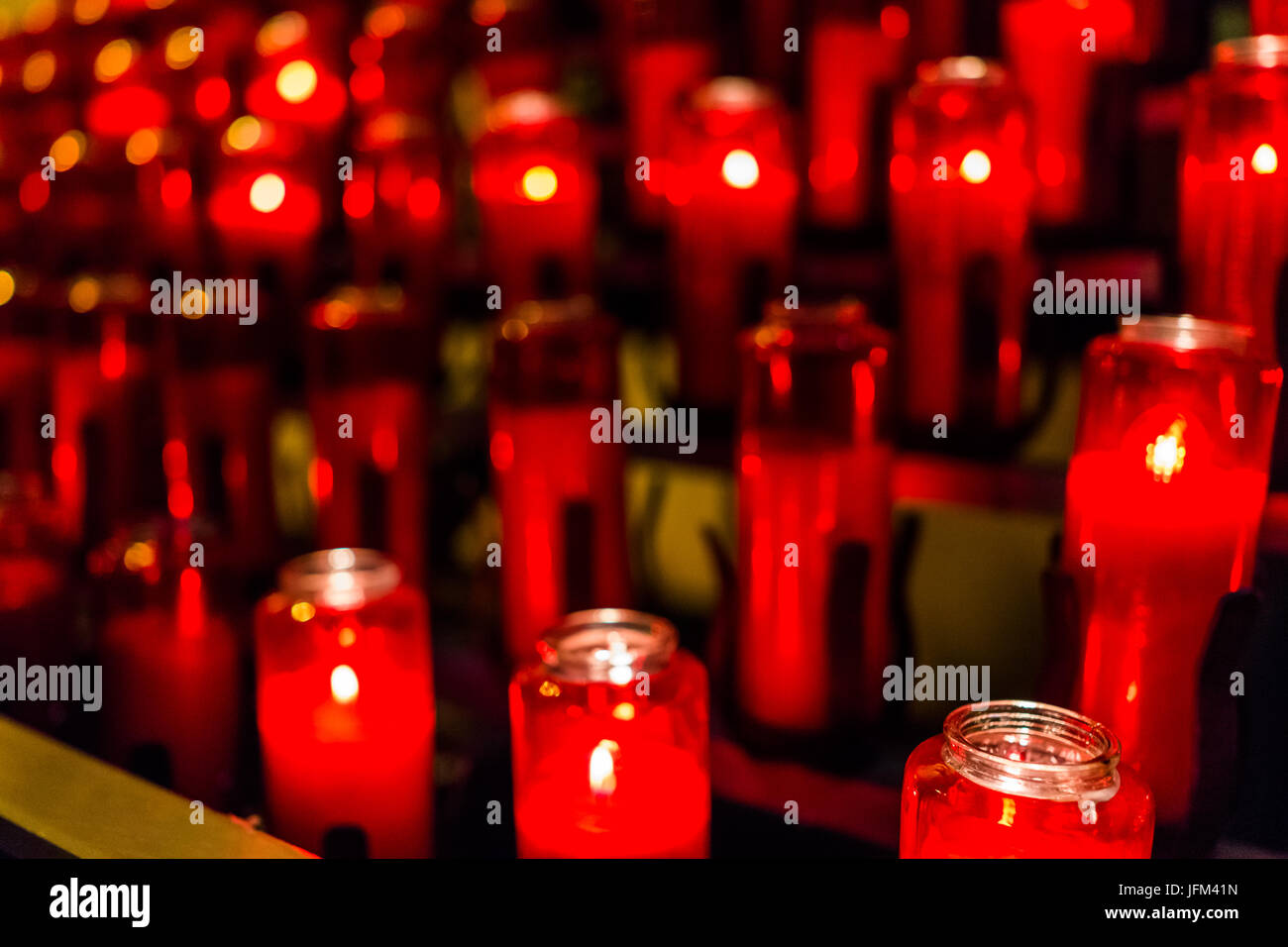 Candles macro hi-res stock photography and images - Alamy