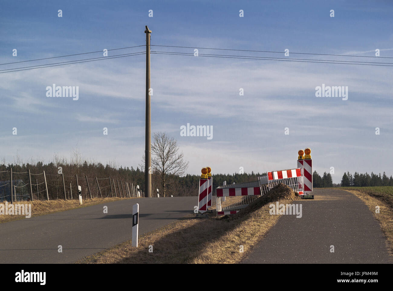 Construction zone road hi-res stock photography and images - Alamy