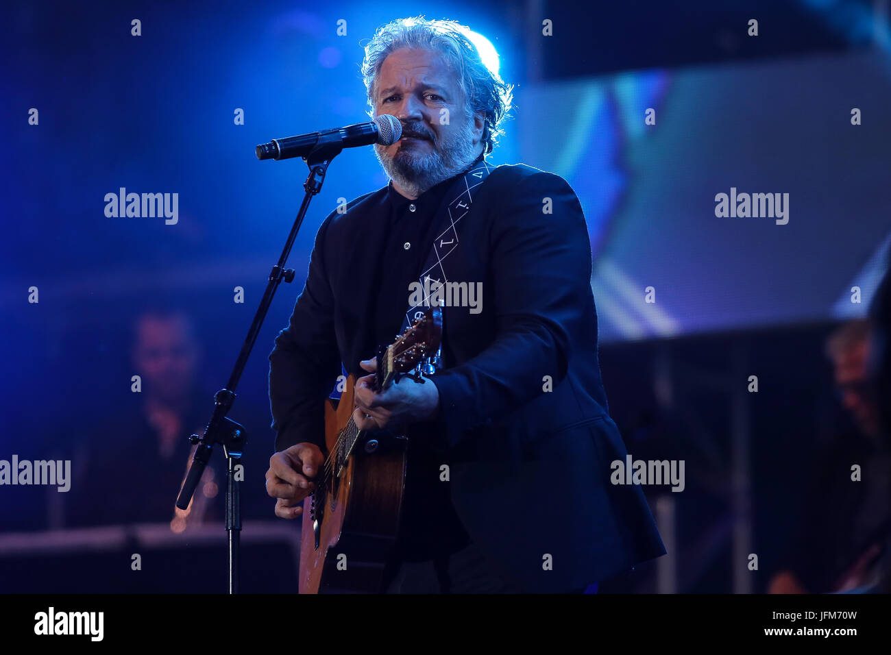 Daniel belanger performs hi-res stock photography and images - Alamy