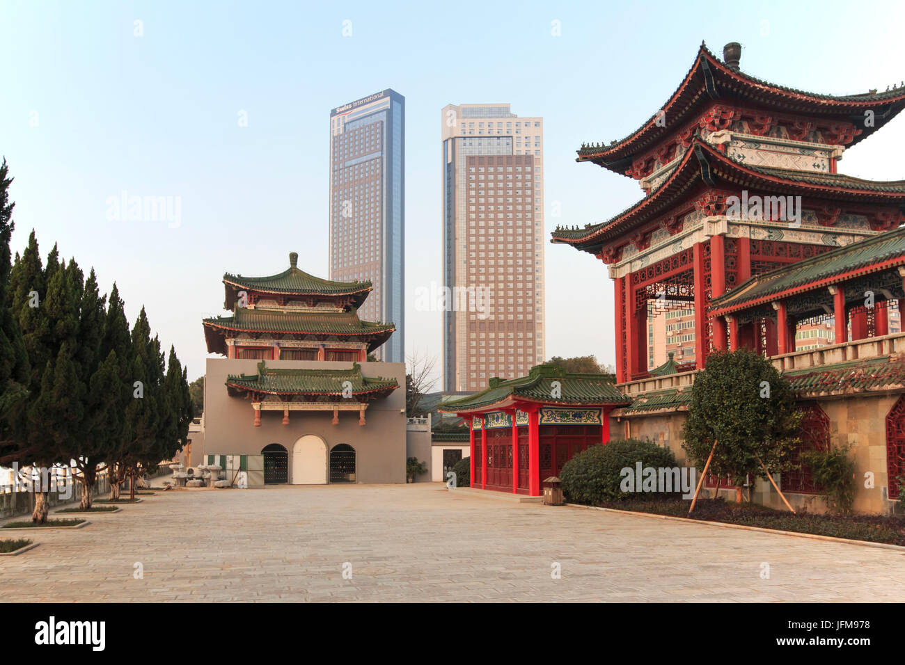 Tengwang pavilion hi-res stock photography and images - Alamy