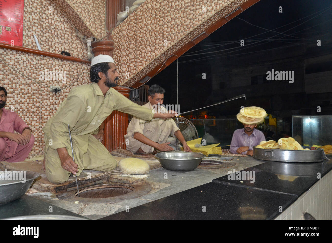 Pakistani Bread Maker Stock Photo - Alamy