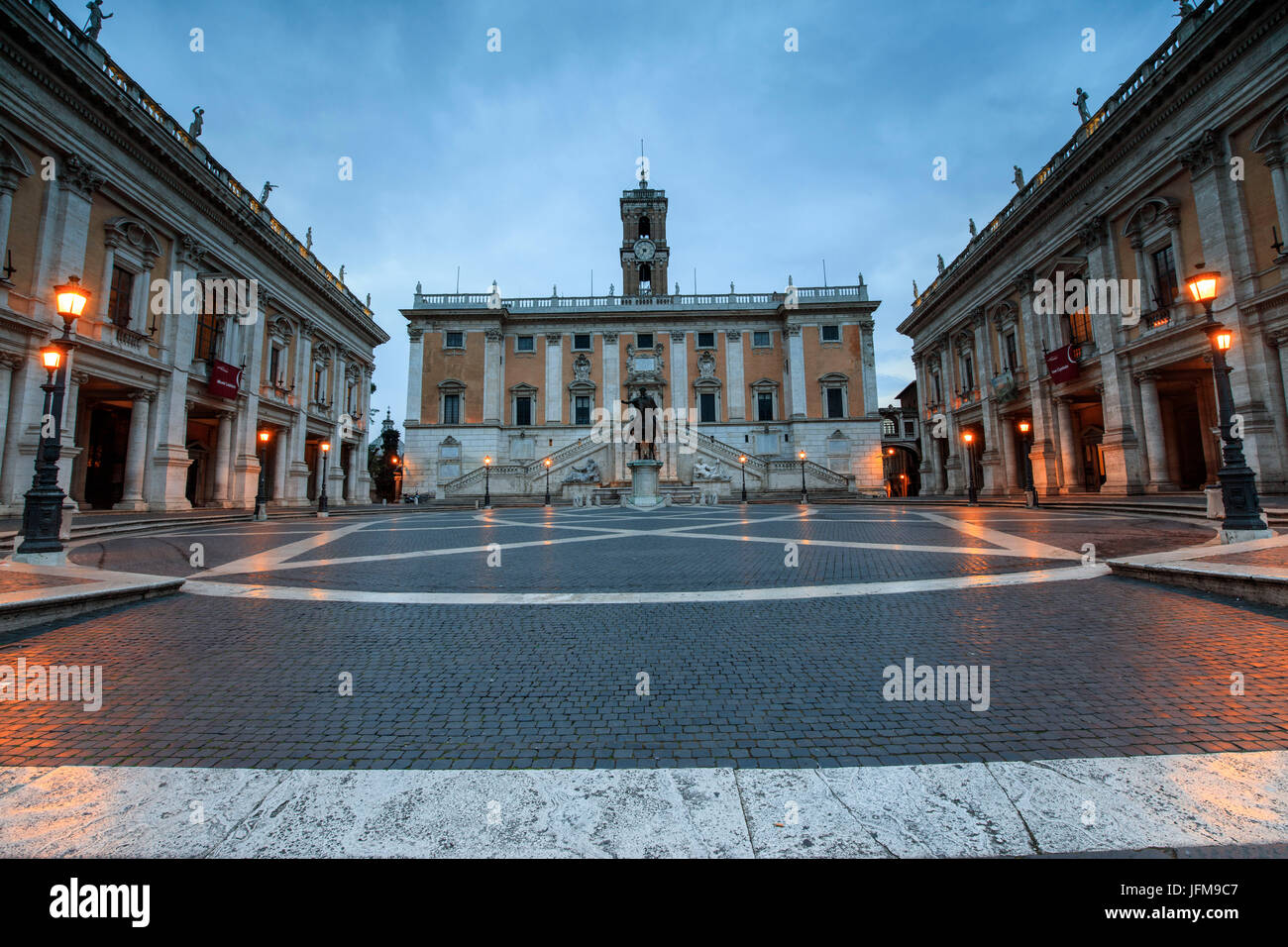 Piazza del campidoglio roma hi-res stock photography and images - Alamy