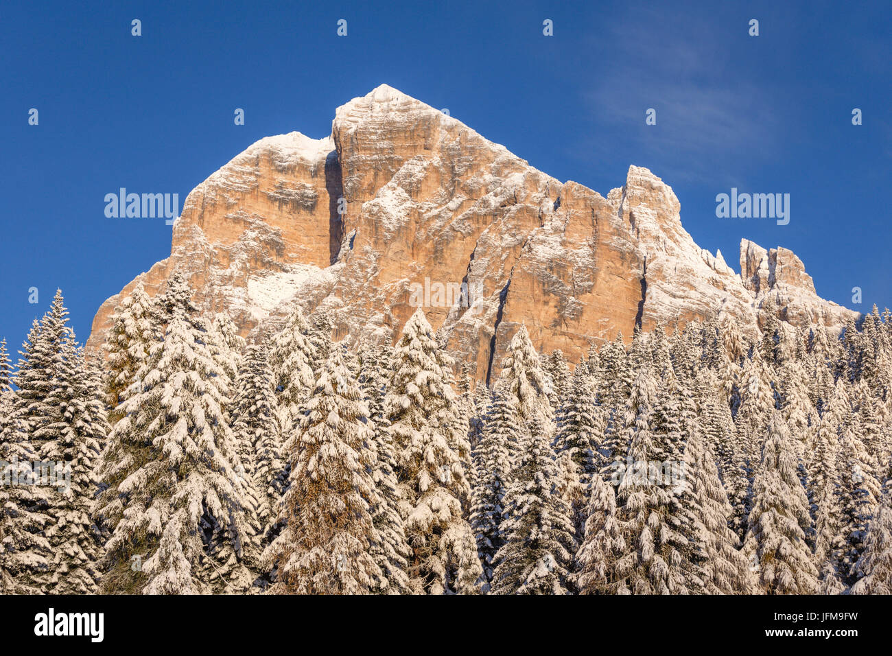 Mount tofana hi-res stock photography and images - Alamy
