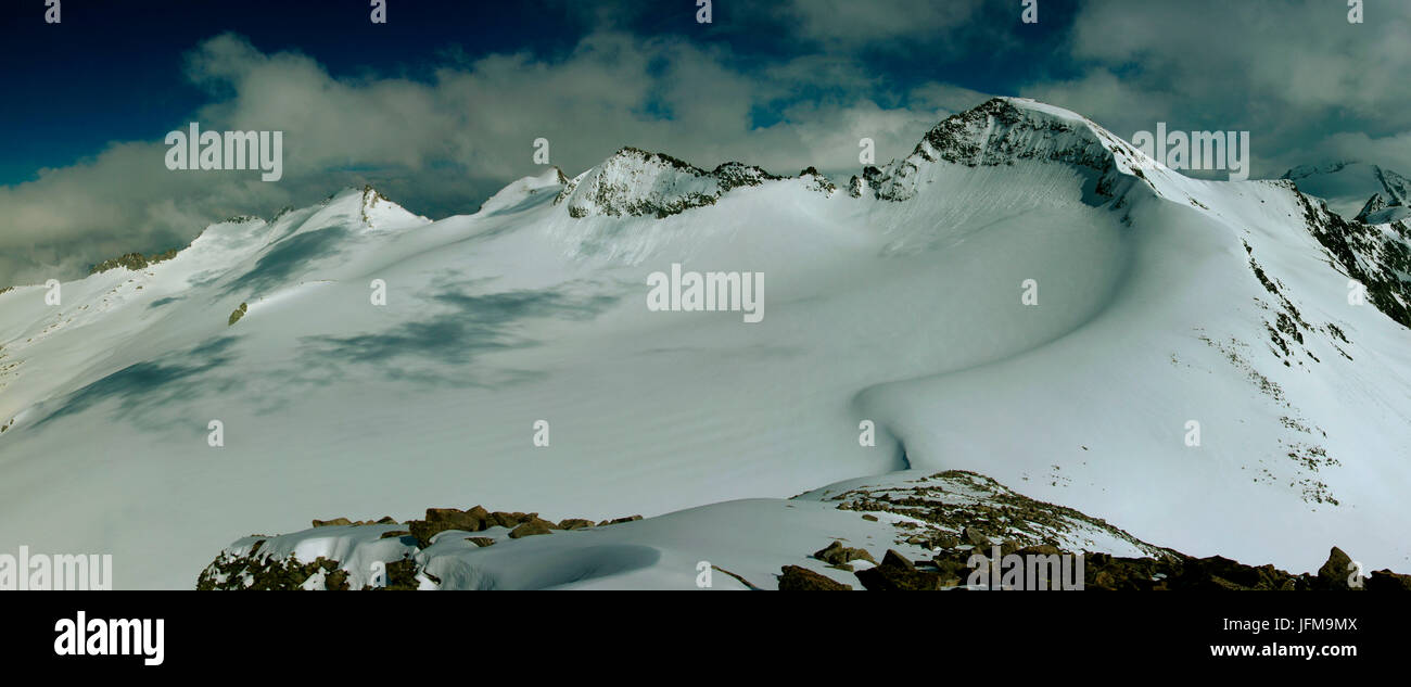 The adamello glacier hi-res stock photography and images - Alamy