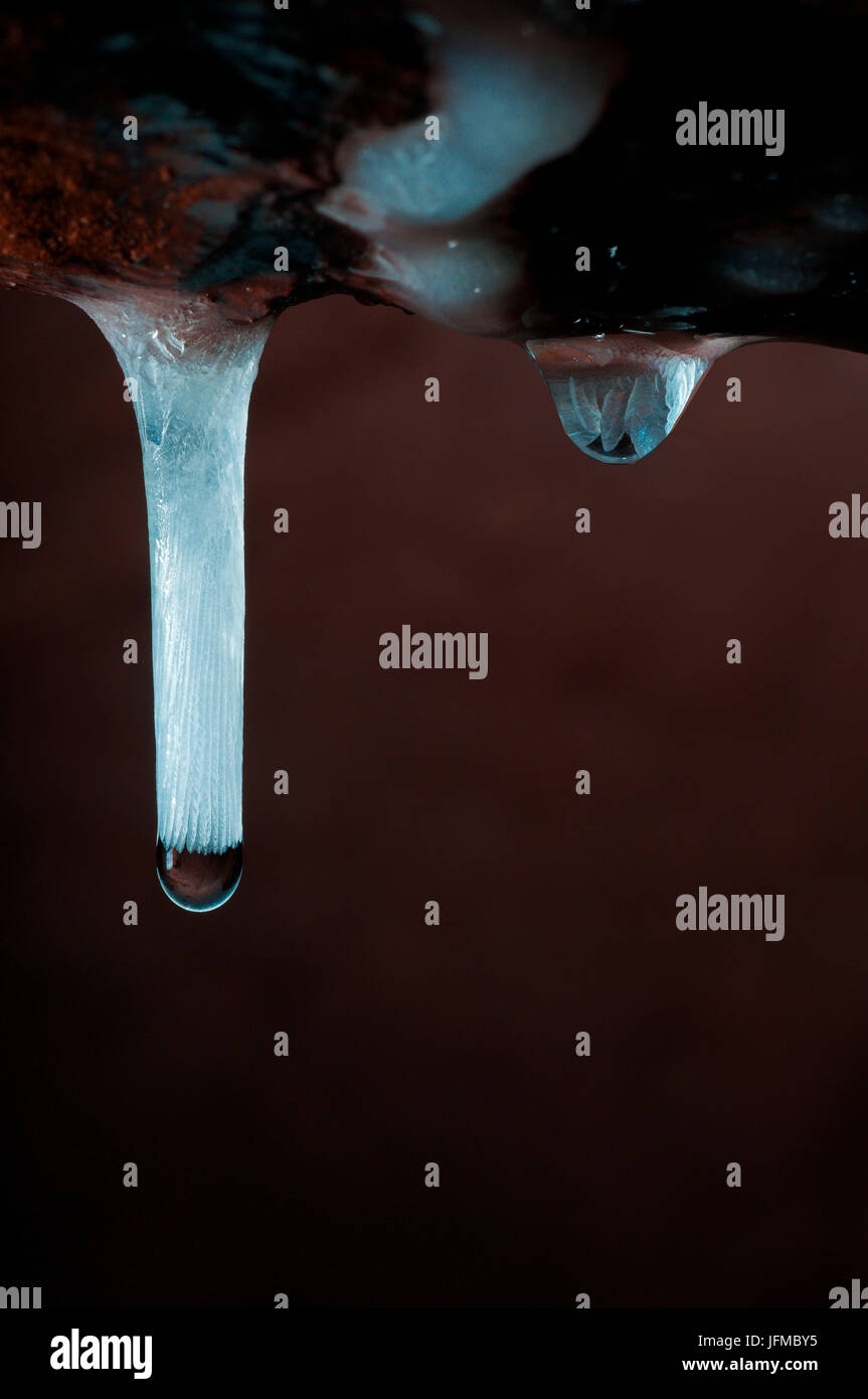 Falling drop on an abandoned mine with limestone, Graveglia valley ...