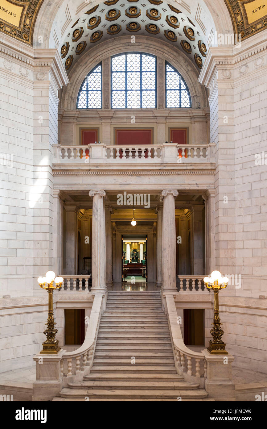 USA, Rhode Island, Providence, Rhode Island State House, interior ...