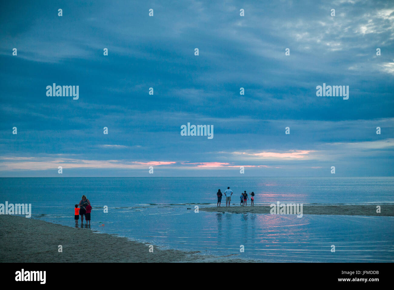 USA, Massachusetts, Cape Cod, Eastham, First Encounter Beach, sunset ...
