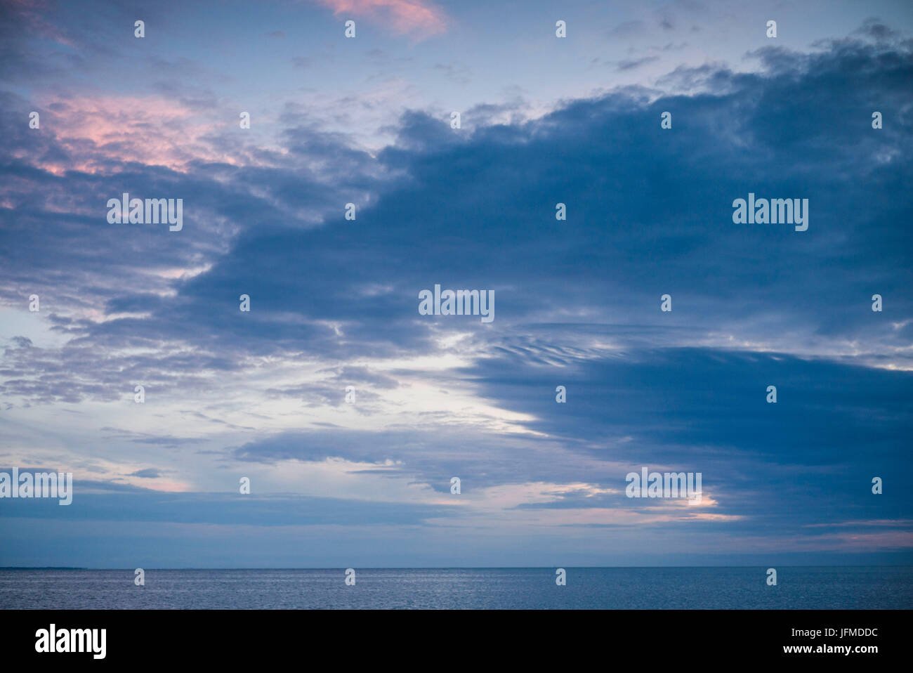 USA, Massachusetts, Cape Cod, Eastham, First Encounter Beach, sunset ...