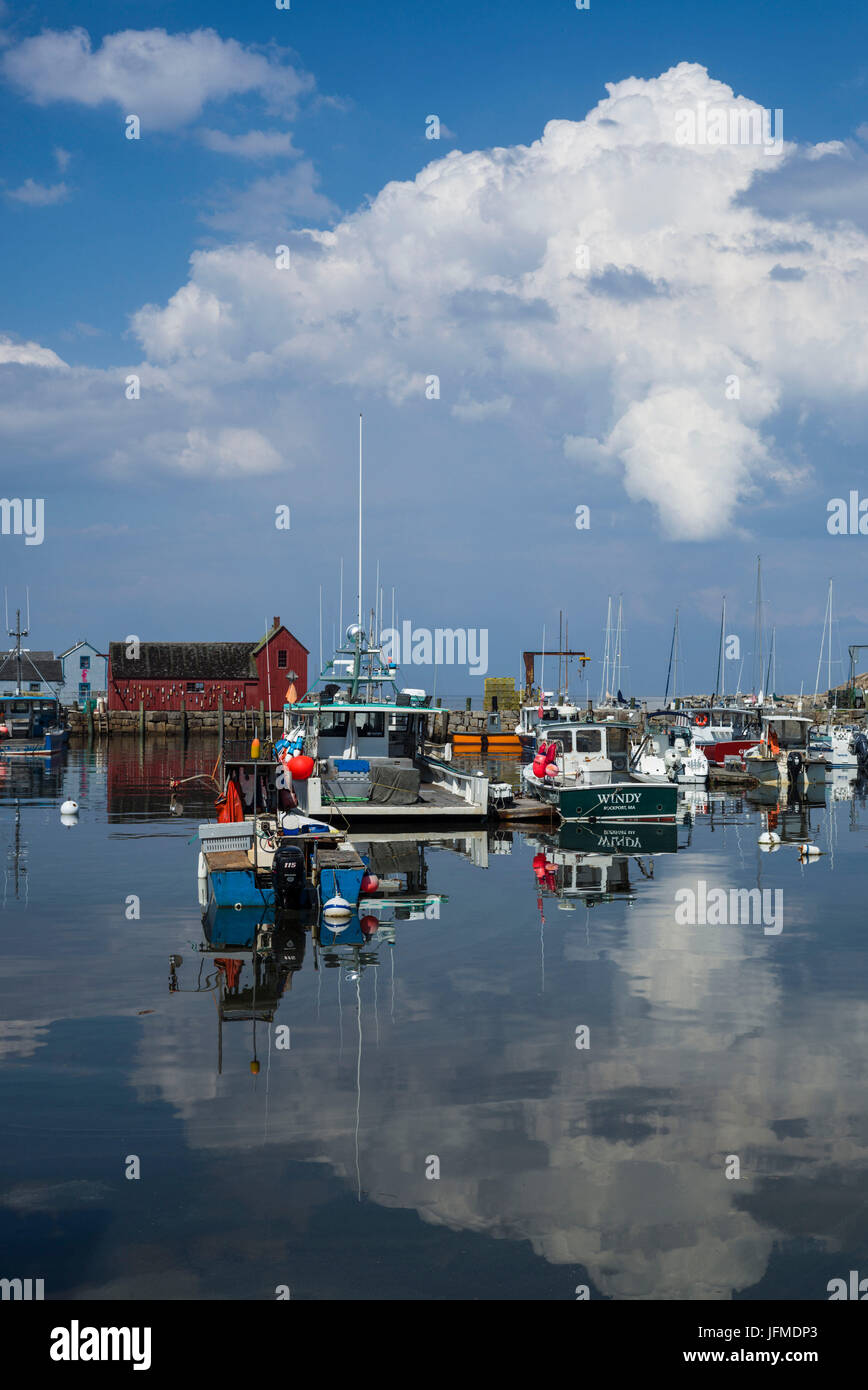 USA, Massachusetts, Cape Ann, Rockport, Rockport Harbor, boats and ...