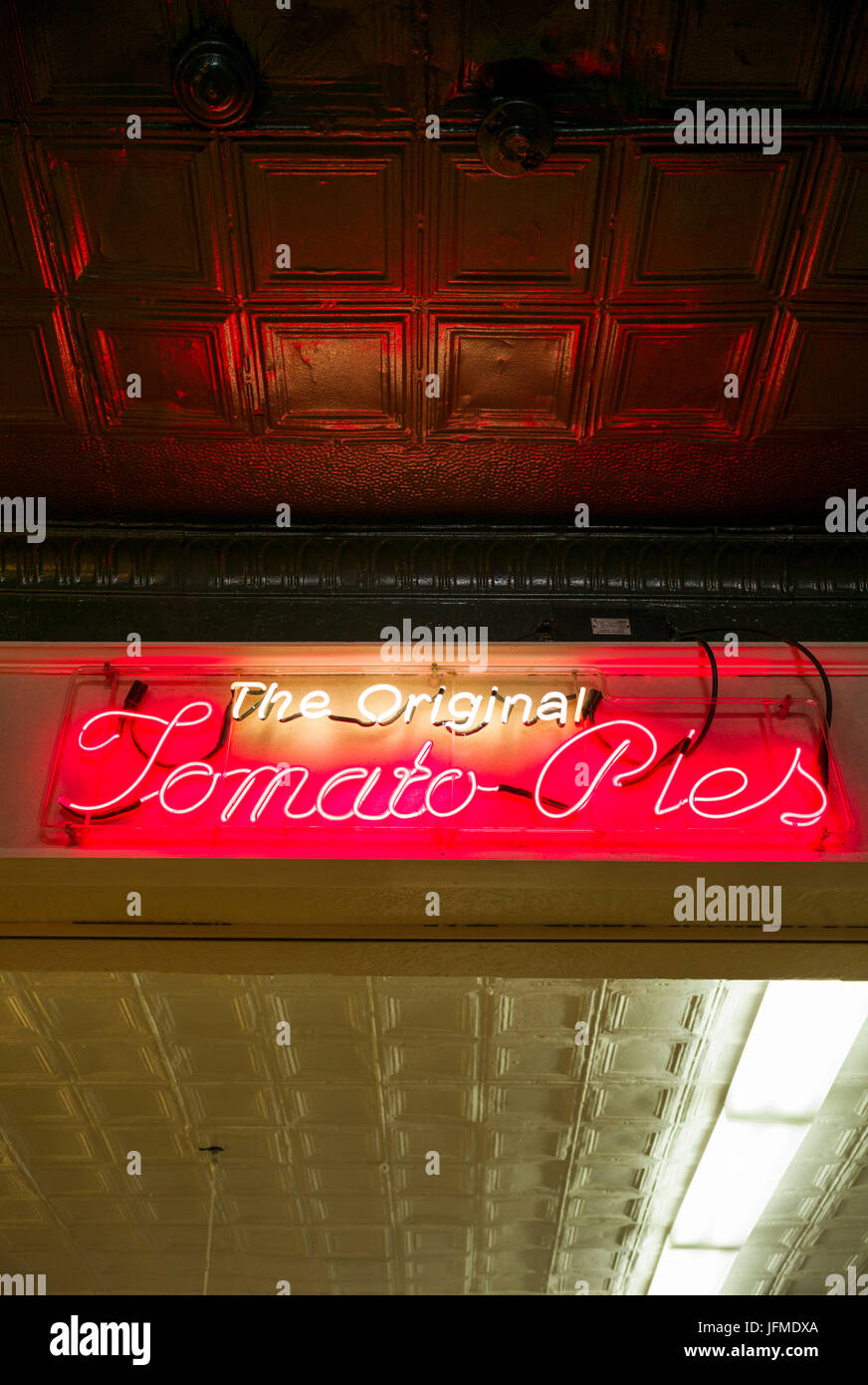 USA, Connecticut, New Haven, Frank Pepe Pizzeria, interior neon sign ...
