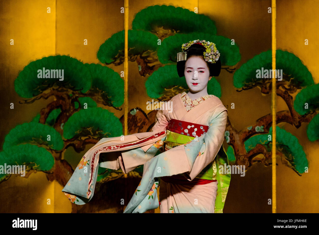 Maiko in Kyoto Stock Photo - Alamy