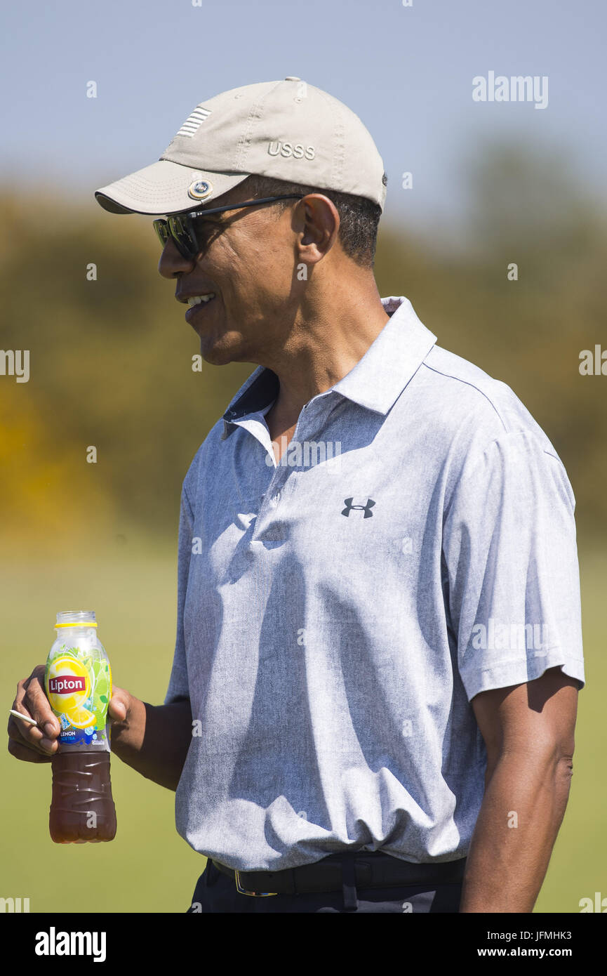 Former U.S. President Barack Obama plays a round of gold on the ...