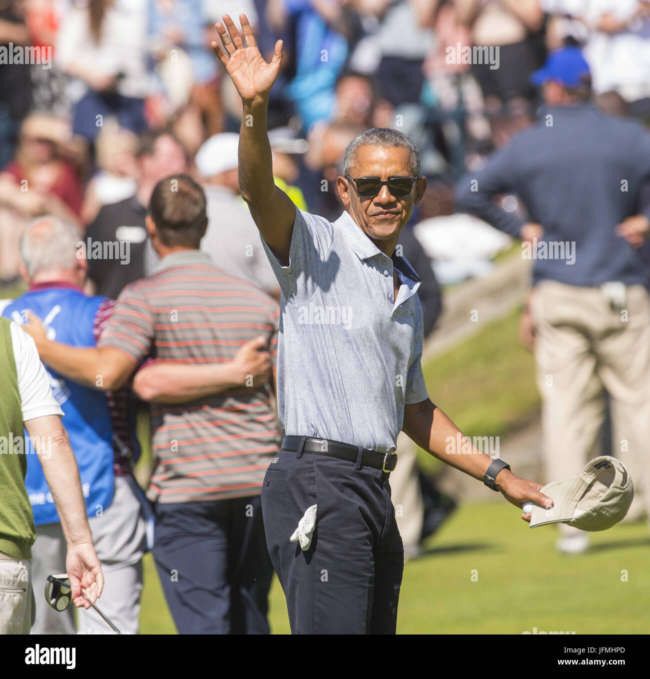 Former U.S. President Barack Obama plays a round of gold on the ...