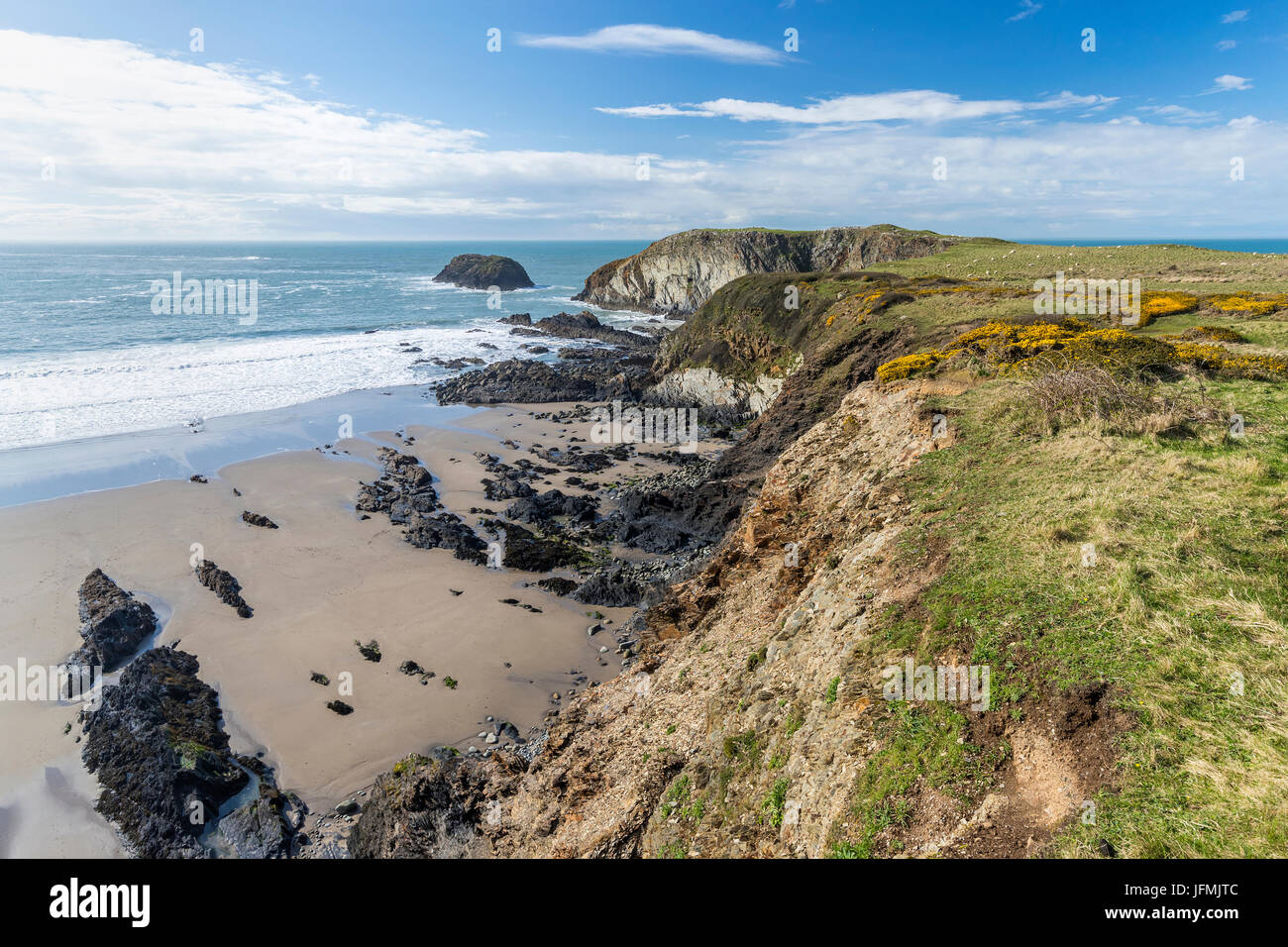Traeth Llyfn seen from Pembrokeshire Coast Path from Abereiddy to ...