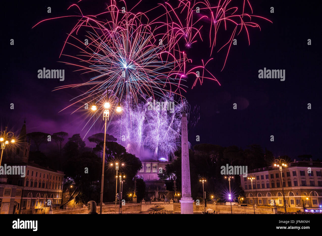 La Girandola Fireworks at Piazza del Popolo Stock Photo - Alamy