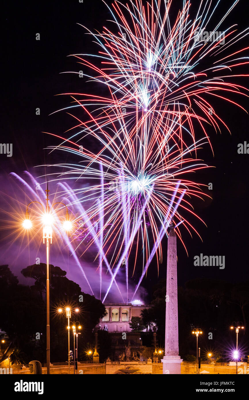 La Girandola Fireworks at Piazza del Popolo Stock Photo - Alamy