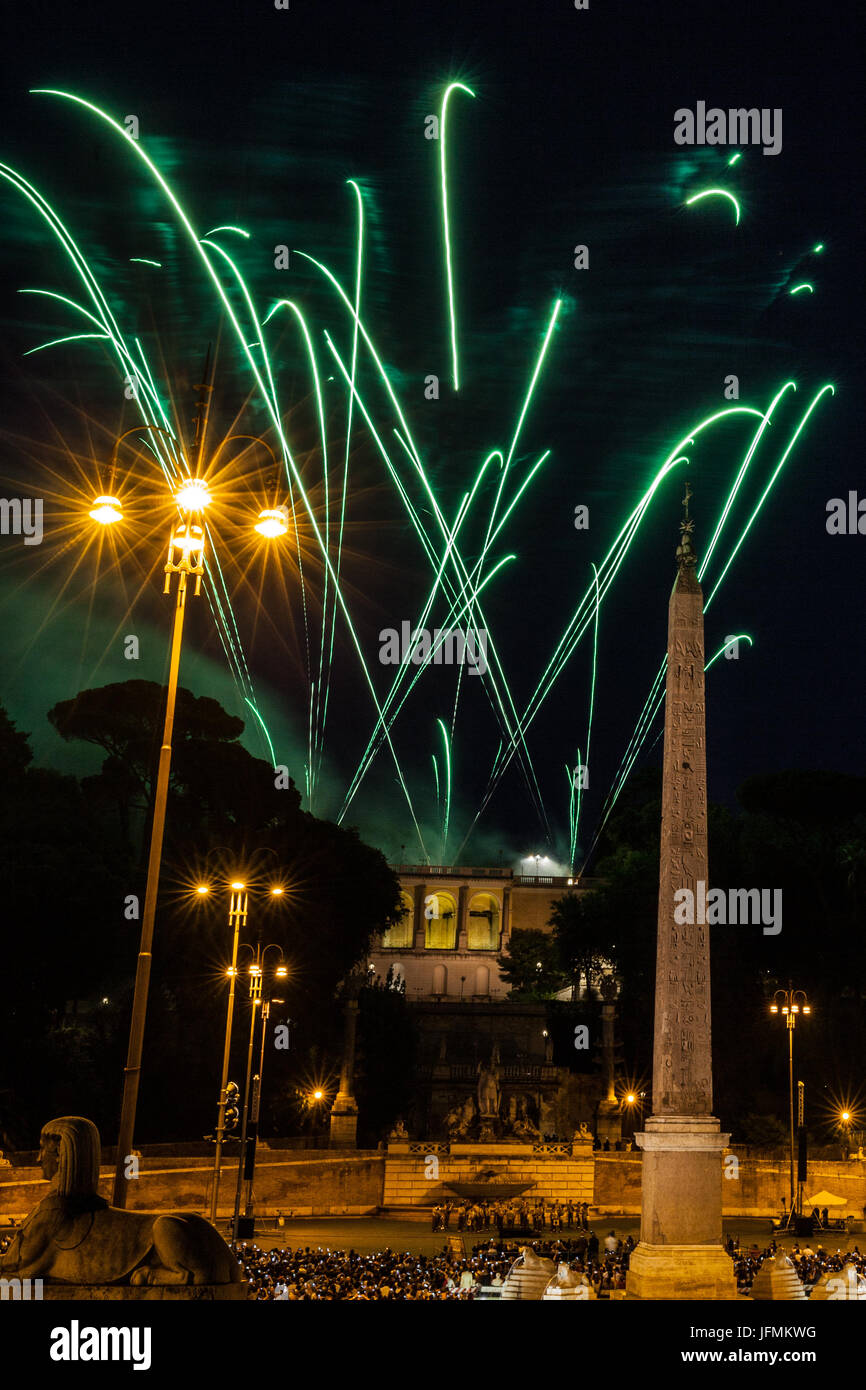 La Girandola Fireworks at Piazza del Popolo Stock Photo - Alamy