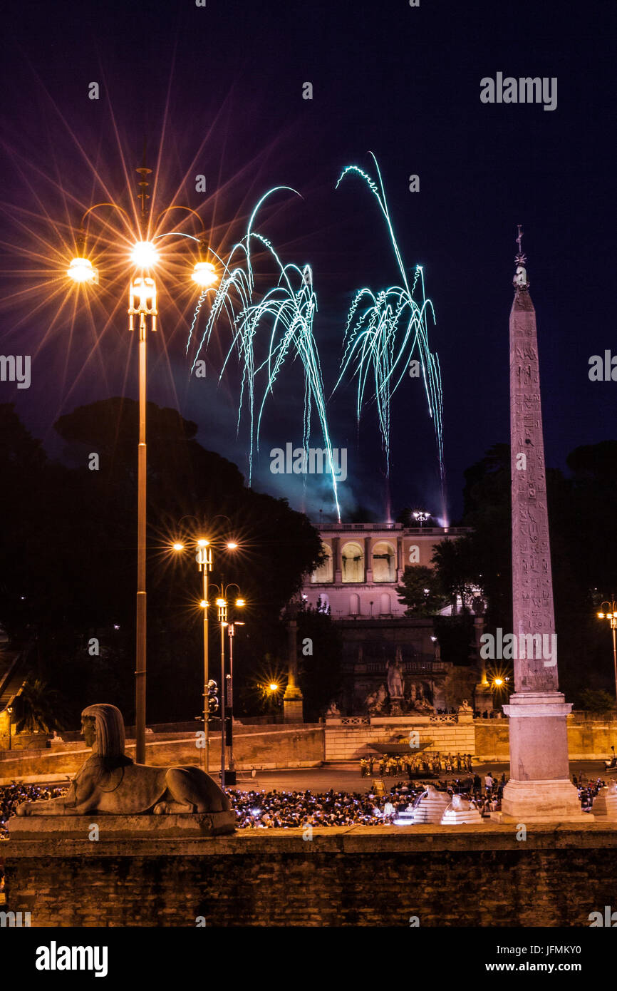 La Girandola Fireworks at Piazza del Popolo Stock Photo - Alamy