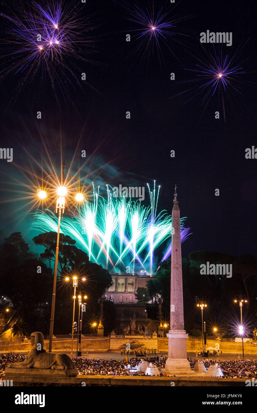 La Girandola Fireworks at Piazza del Popolo Stock Photo - Alamy