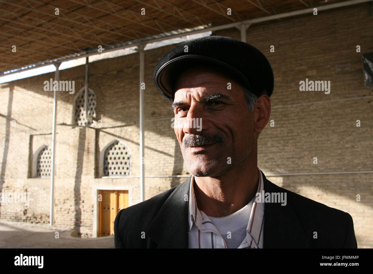 Uzbek man hi-res stock photography and images - Alamy