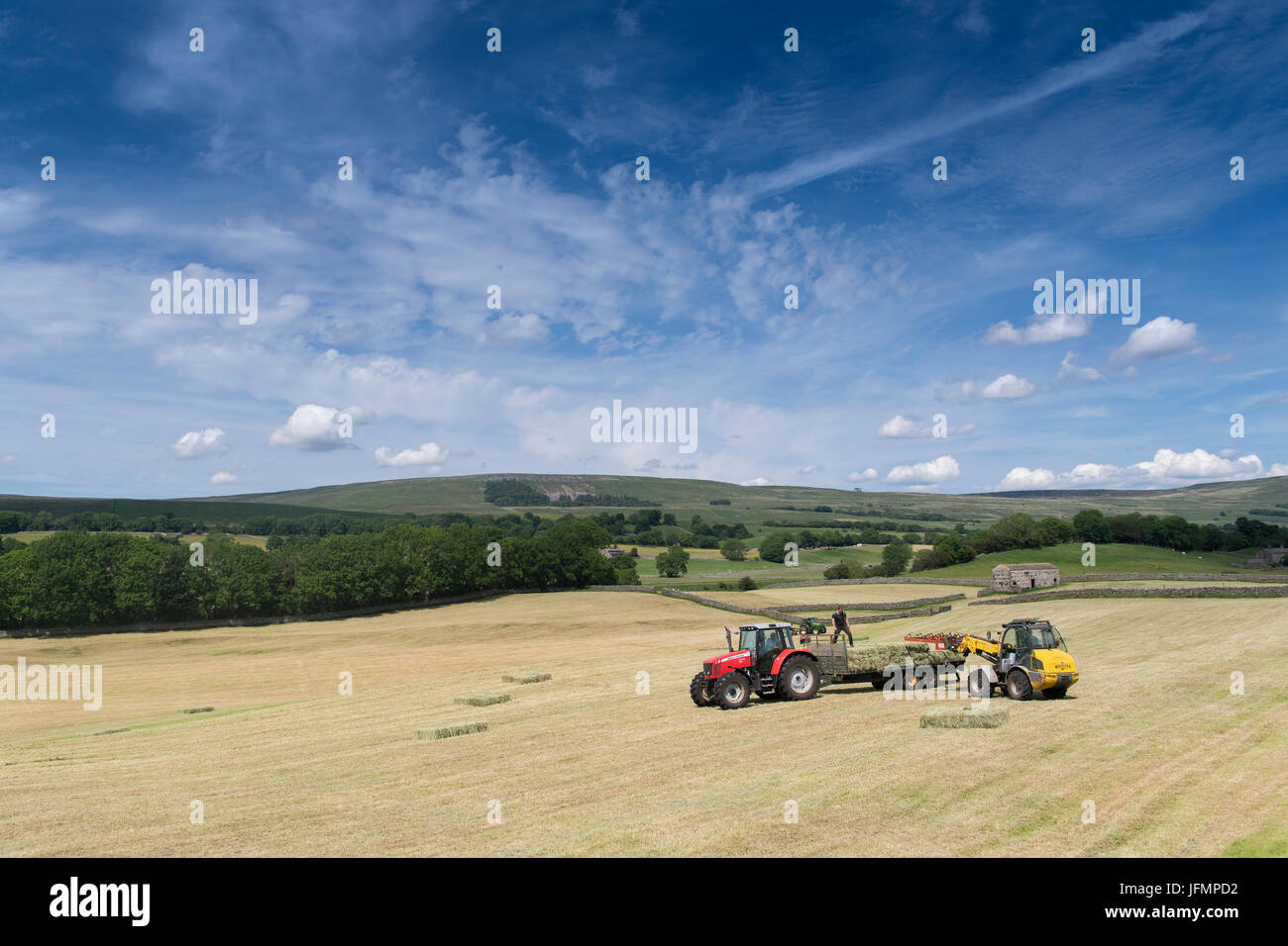 Hay loader hi-res stock photography and images - Alamy