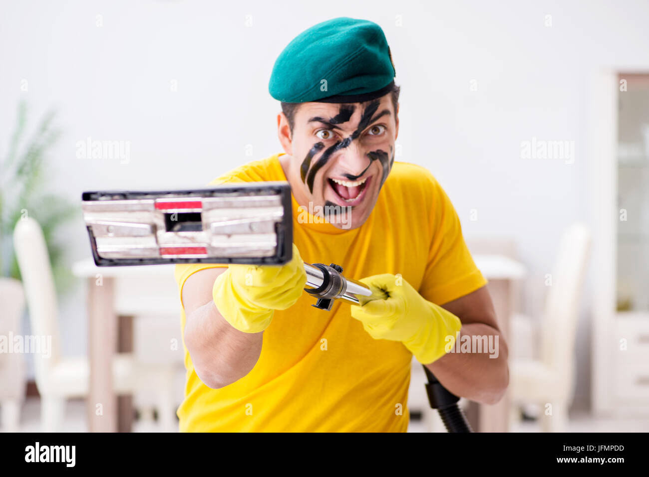 Domestic chores in the military hi-res stock photography and images - Alamy