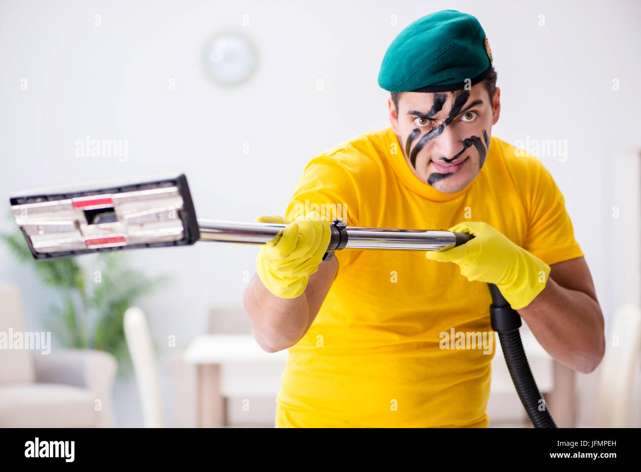 Domestic chores in the military hi-res stock photography and images - Alamy