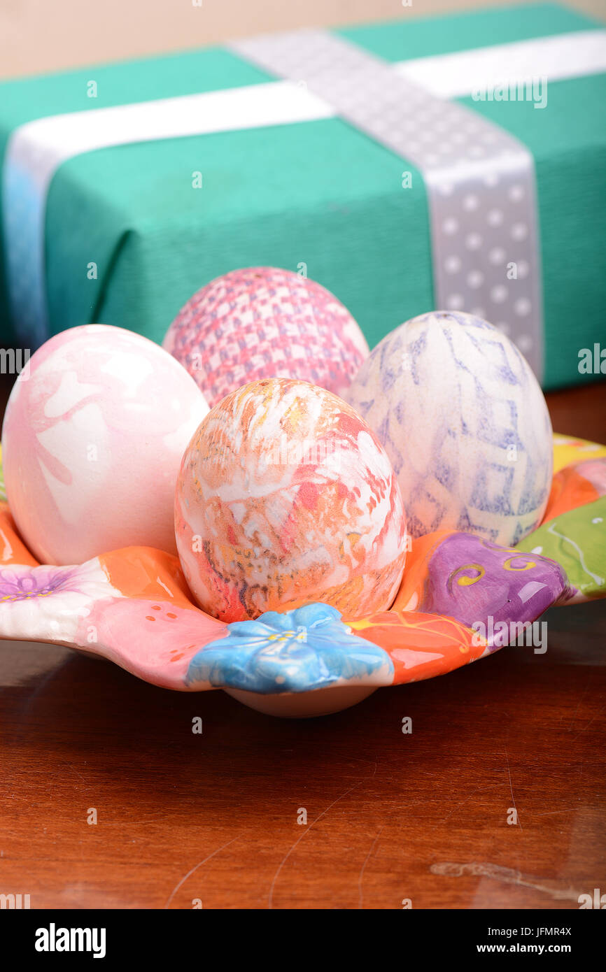 Chocolate easter egg boxes hi-res stock photography and images - Alamy