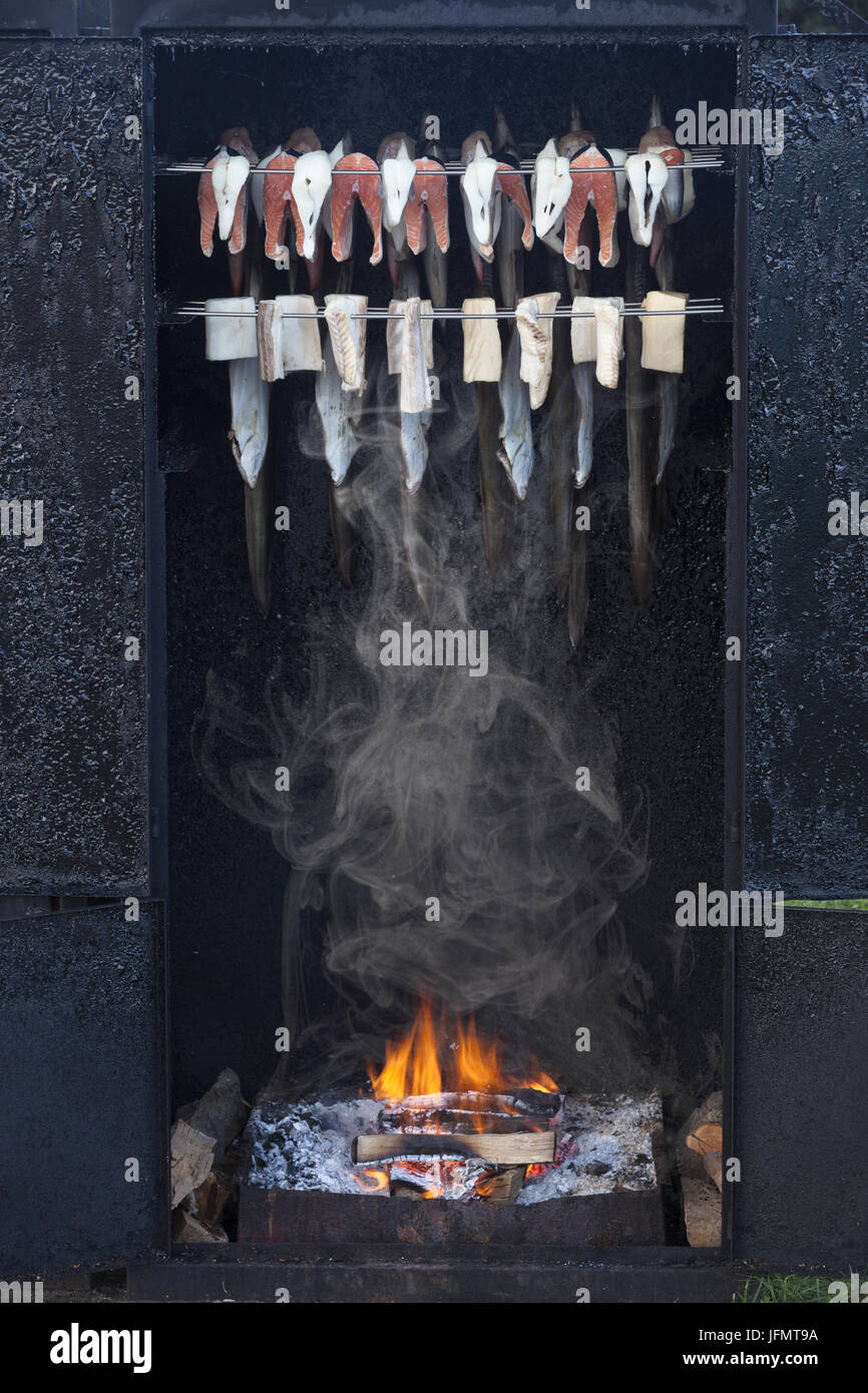Smoking oven hi-res stock photography and images - Alamy