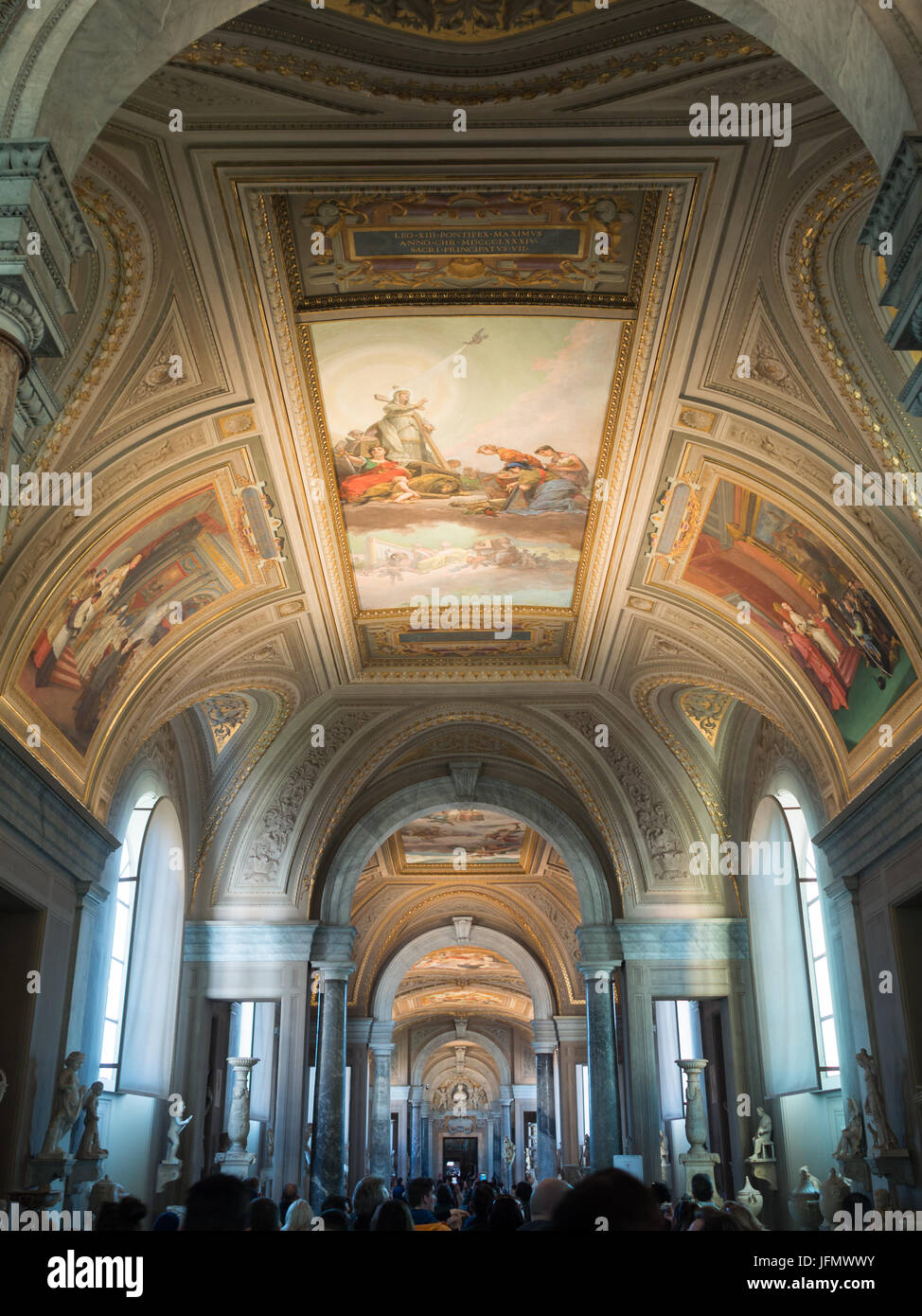 Visitors inside the Vatican Museums rooms Stock Photo - Alamy