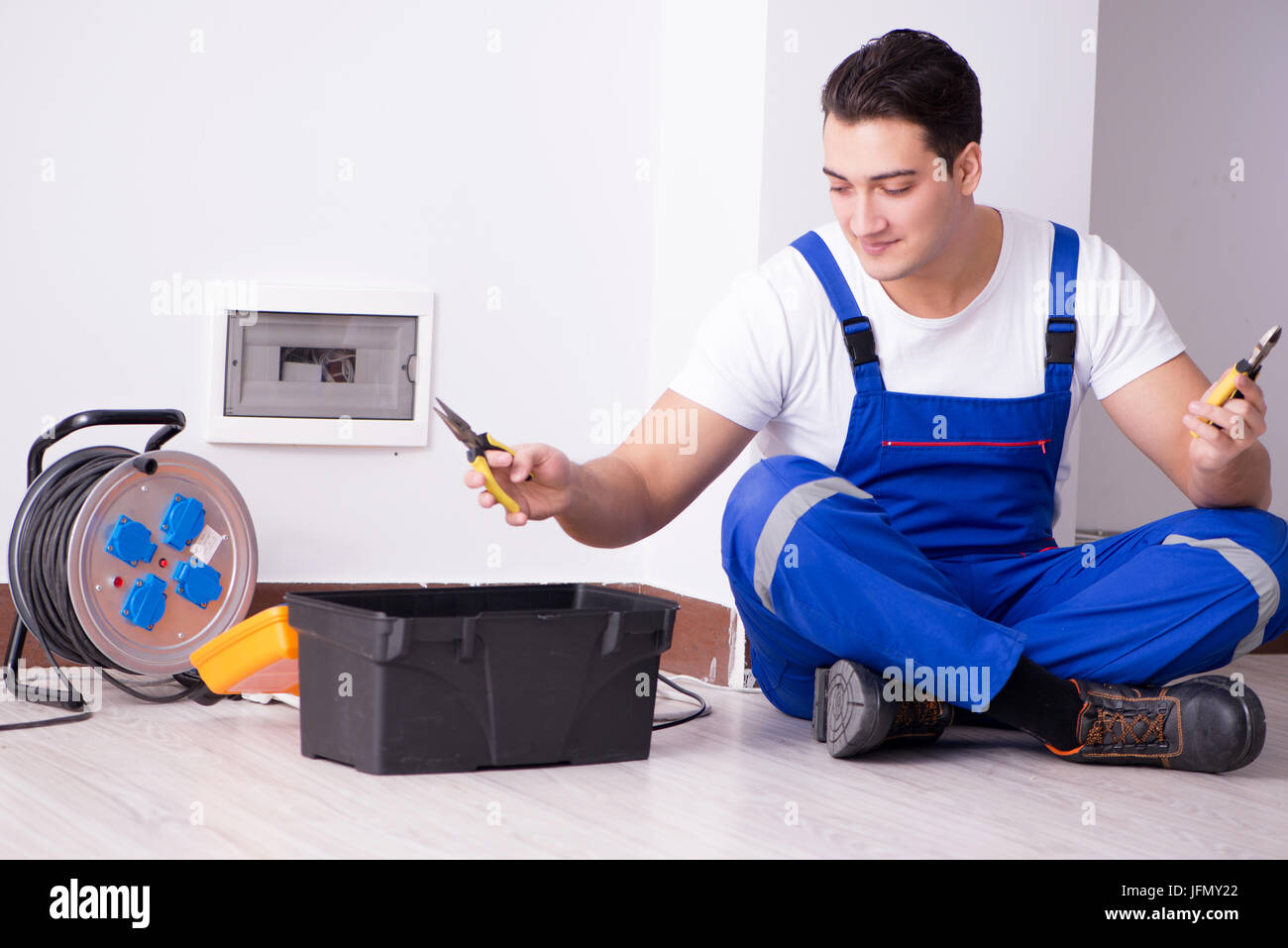 Electrician safety wiring pliers hi-res stock photography and images ...